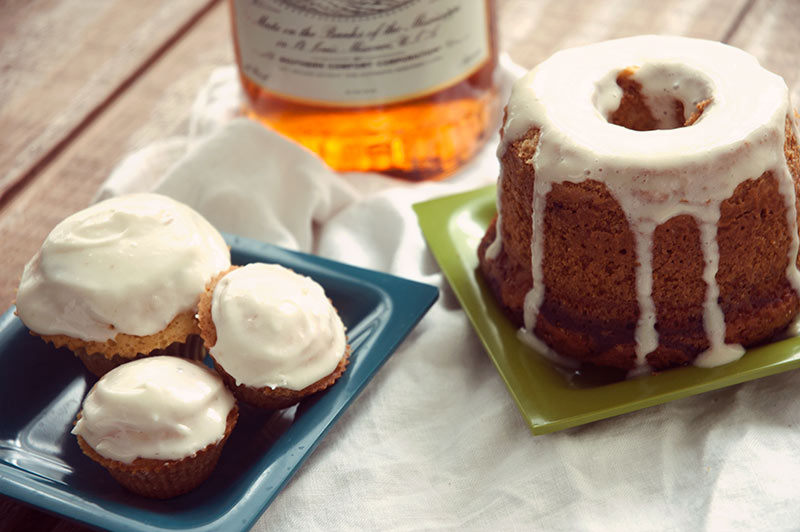 Southern Comfcakes (with honey cream cheese frosting) – Knuckle Salad